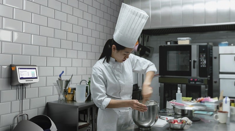 AI in foodservice: Could a ‘smart bin’ reduce food waste at restaurants?