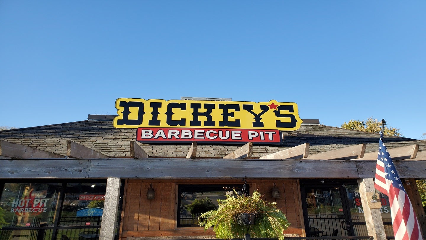 Dickeys Barbecue Pit Opens New Location In Baton Rouge