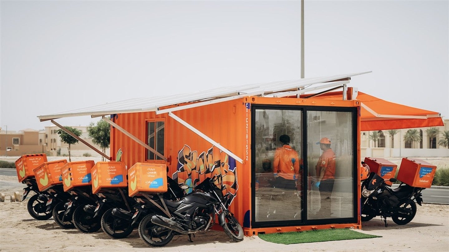 UAE to establish 6,000 rest stations for delivery workers