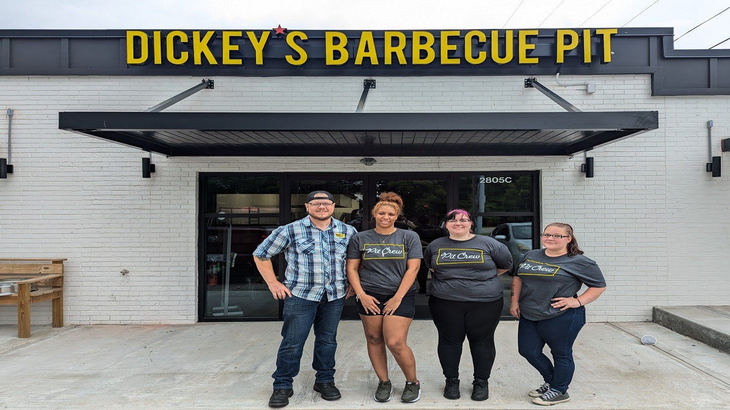 Dickey's Barbecue Pit opens new store in Tennessee, US