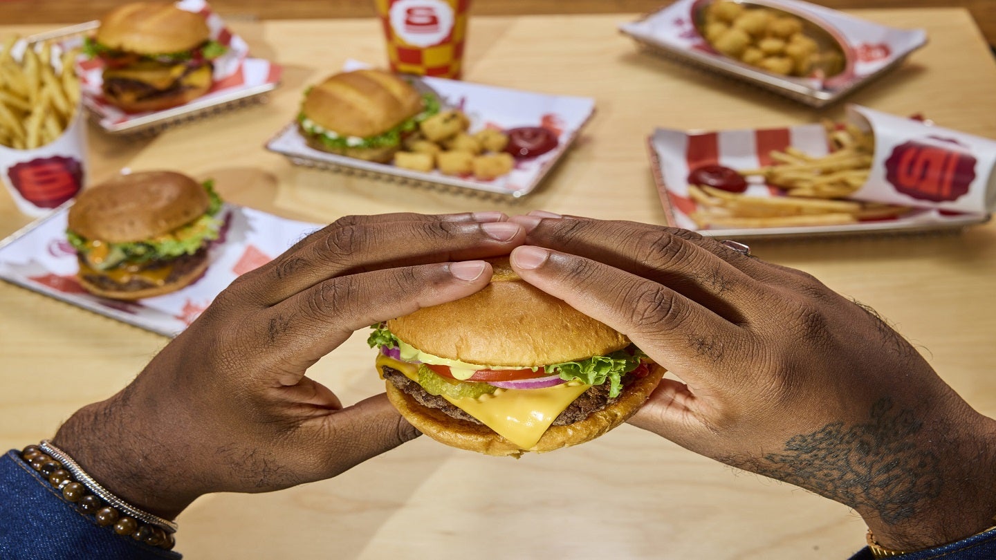 Smashburger unveils revamped menu and new visual identity