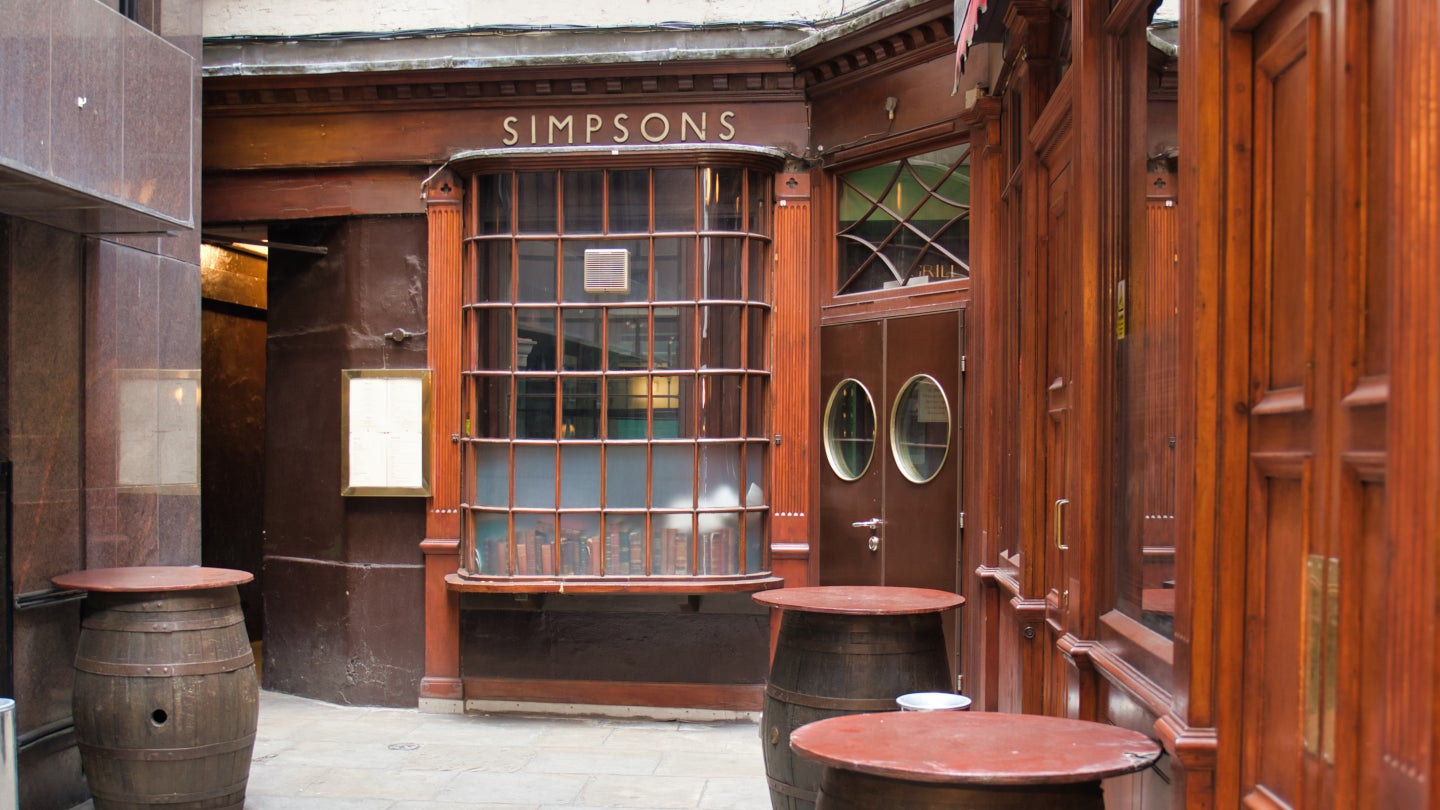 Cloth to relaunch Simpson’s Tavern site as Cloth Cornhill